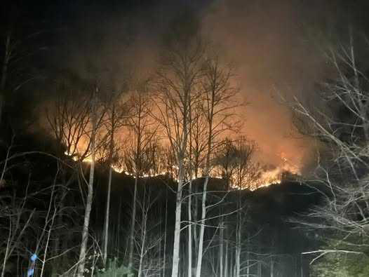 What you need to know about the fire burning at Table Rock