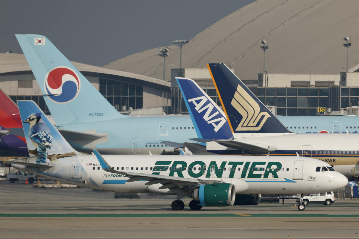 Frontier, American Airlines Make Big Offers After Southwest Gets Rid of ...