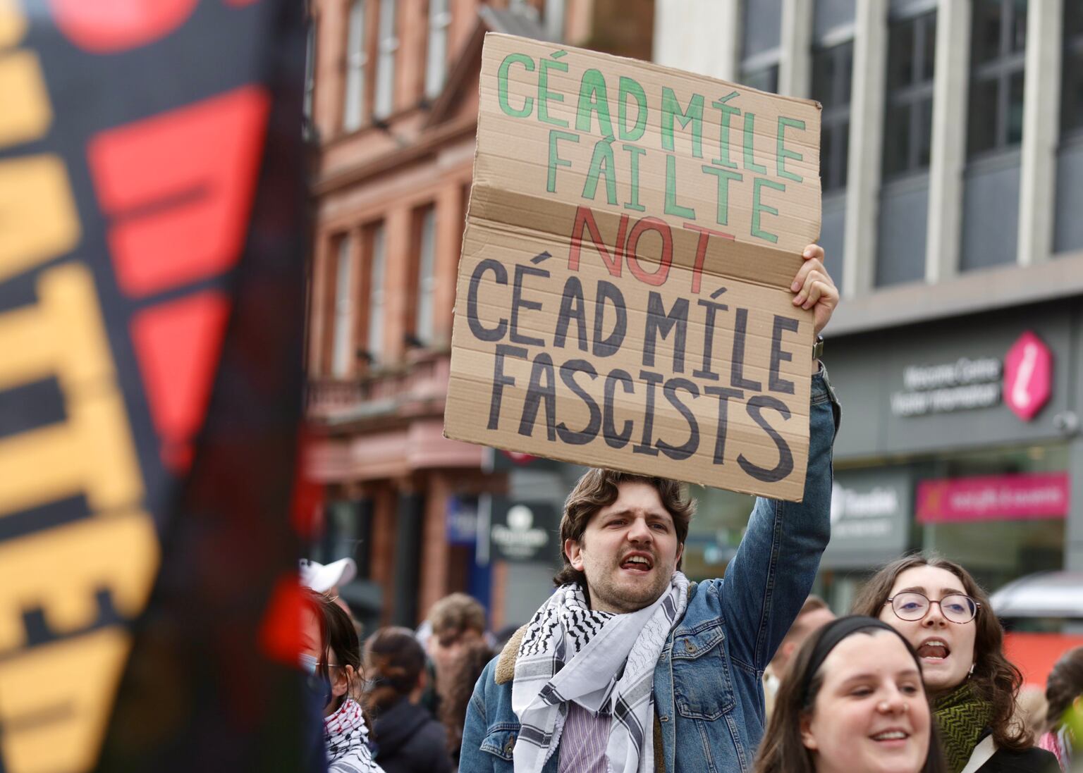 Anti-immigration supporters outnumbered by counter protesters at ...