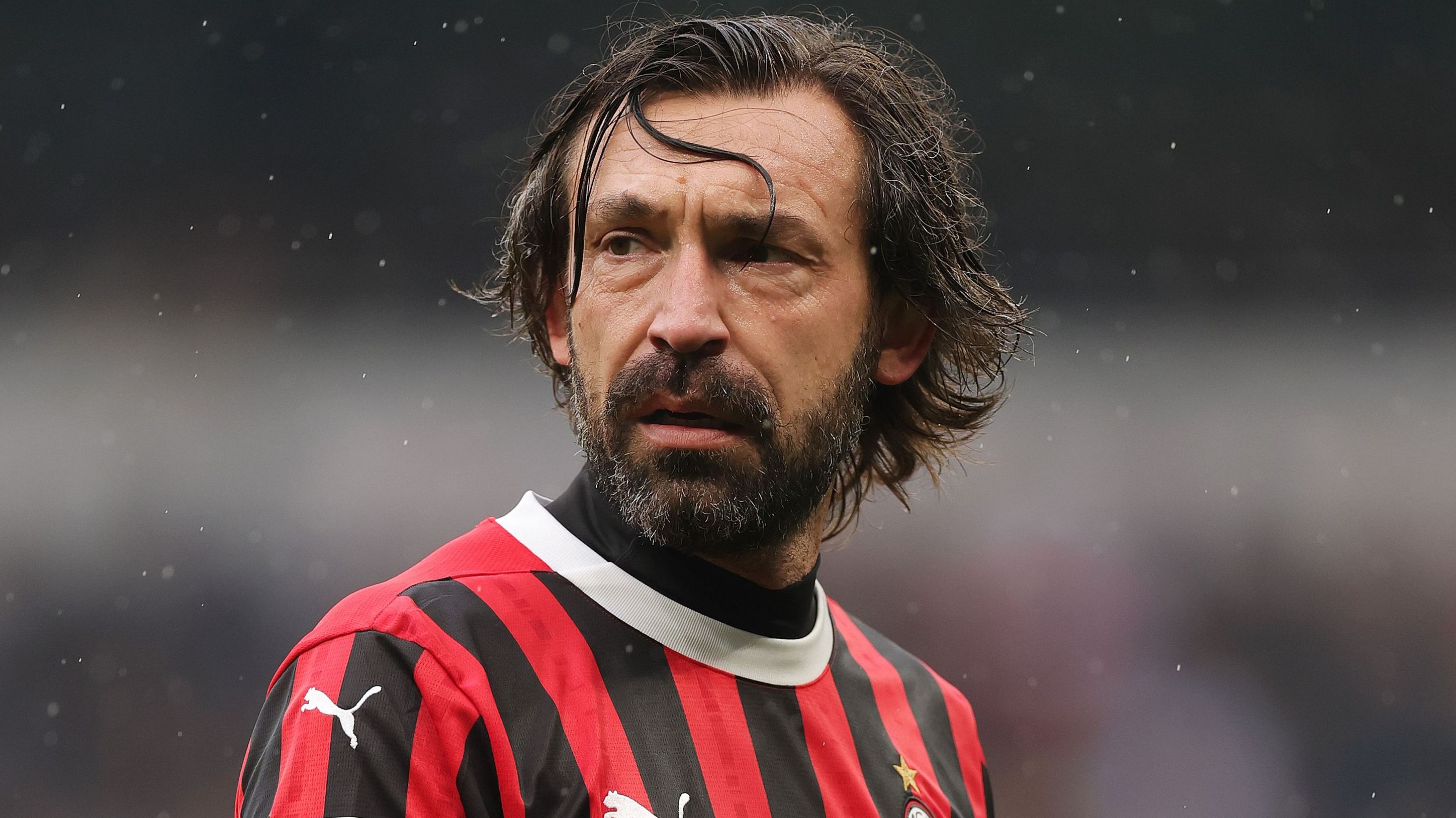 VIDEO: Andrea Pirlo scores trademark 25-yard consolation free-kick for ...