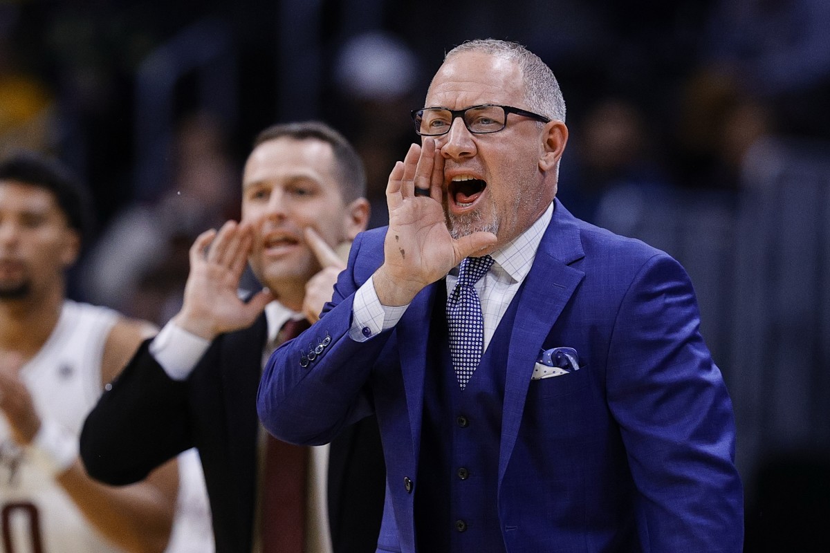 Some Fans Want Buzz Williams Fired, But Others Can't Stop Loving Him