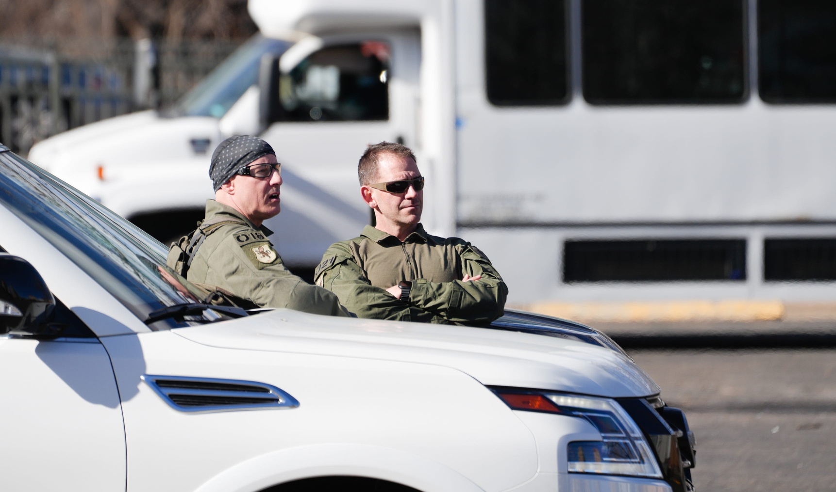 Chilling Moment: ICE Arrests Alleged Gang Members