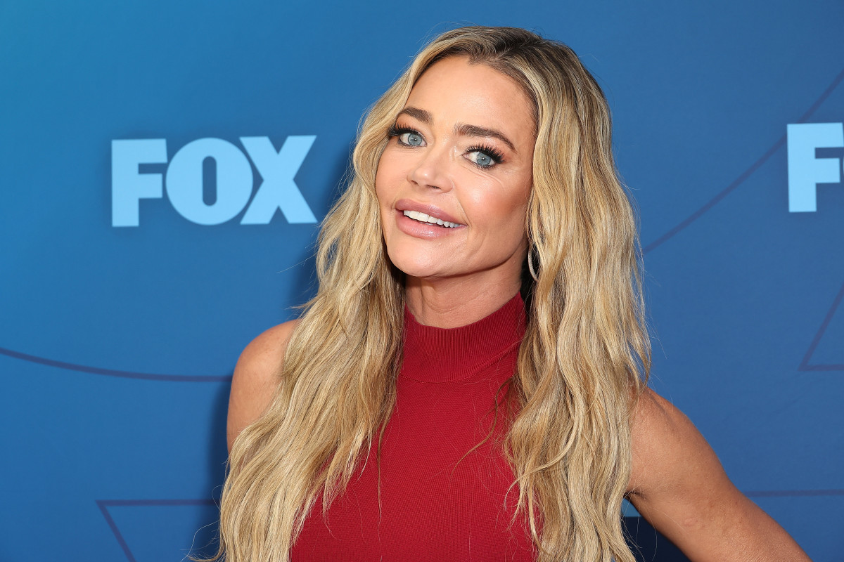 Denise Richards Teases ‘OnlyPans’ Cooking Show in New Photoshoot