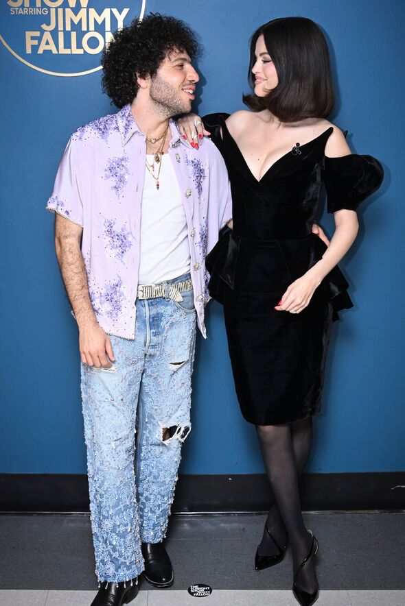 Selena Gomez refutes claims her new album is about ex-boyfriend Justin ...