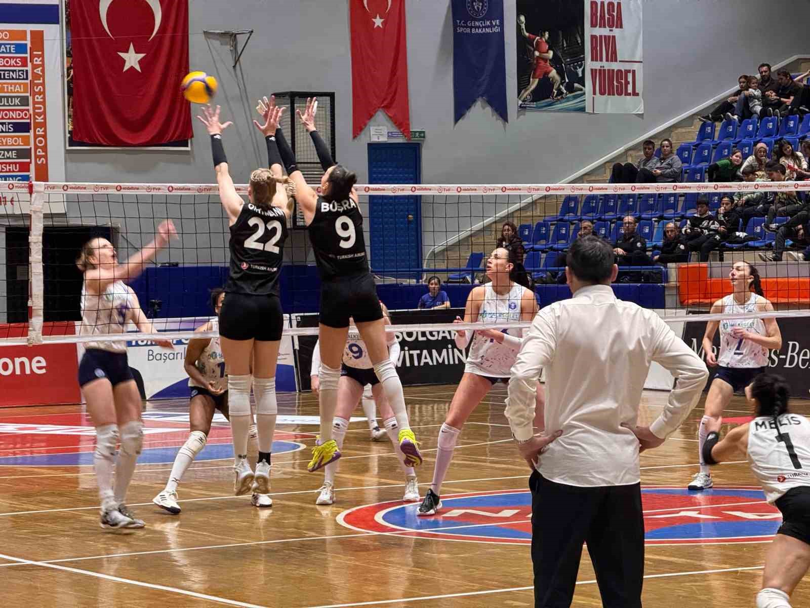 Vodafone Sultanlar Ligi: Aydın Büyükşehir Belediyespor: 1 - Türk Hava ...