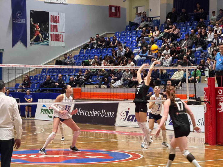 Vodafone Sultanlar Ligi: Aydın Büyükşehir Belediyespor: 1 - Türk Hava ...