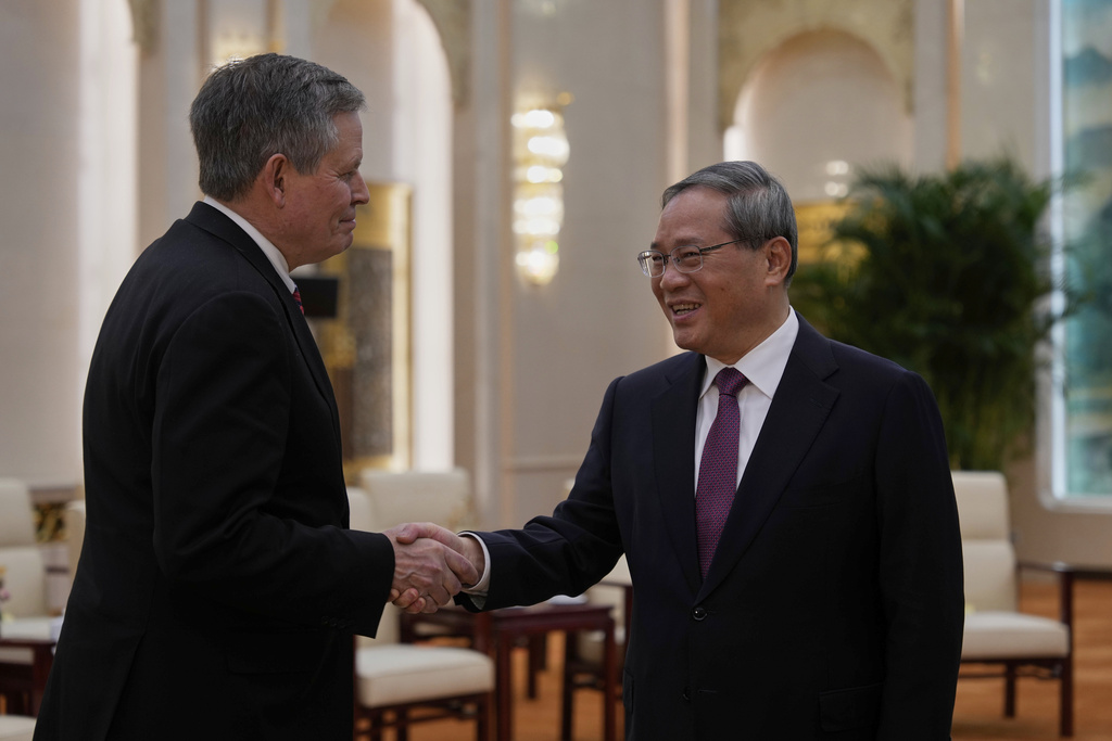 China's premier says US relations at 'an important juncture' during ...