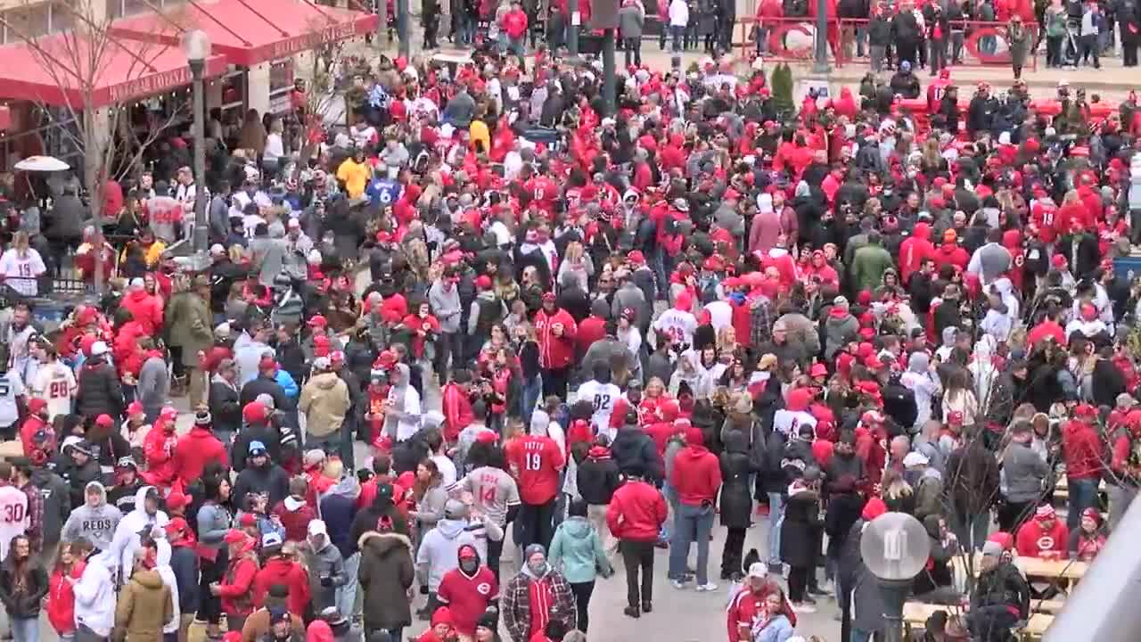 Excitement builds as downtown Cincinnati prepares for Reds Opening Day ...