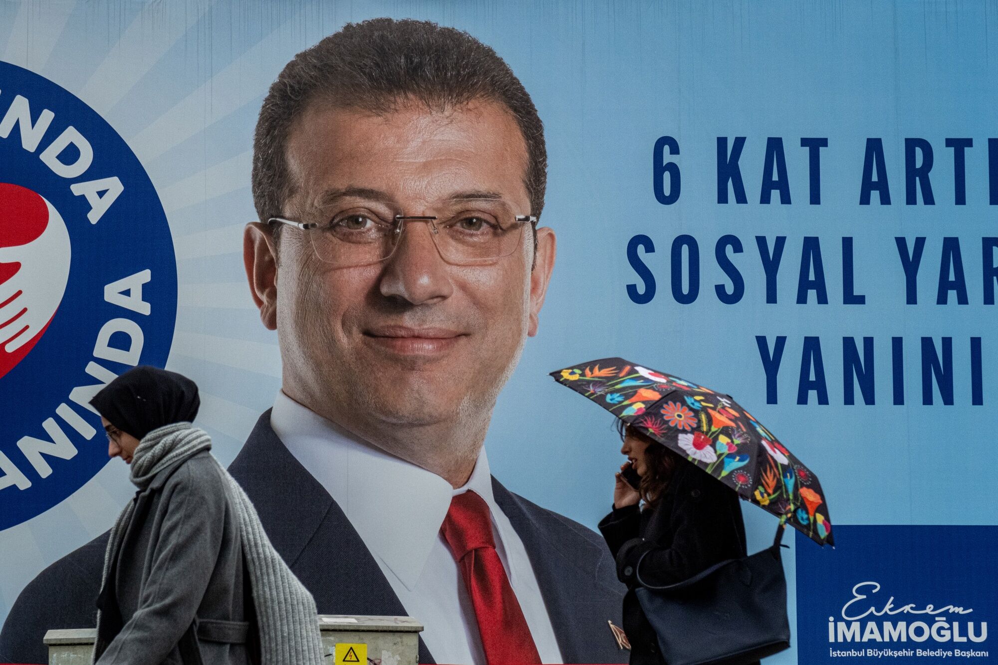 トルコ最大都市の市長を逮捕、大統領の政敵－中銀は銀行と会合開催