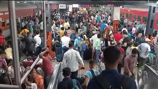 ‘Heavy rush’ at New Delhi railway station sparks chaos, but no stampede