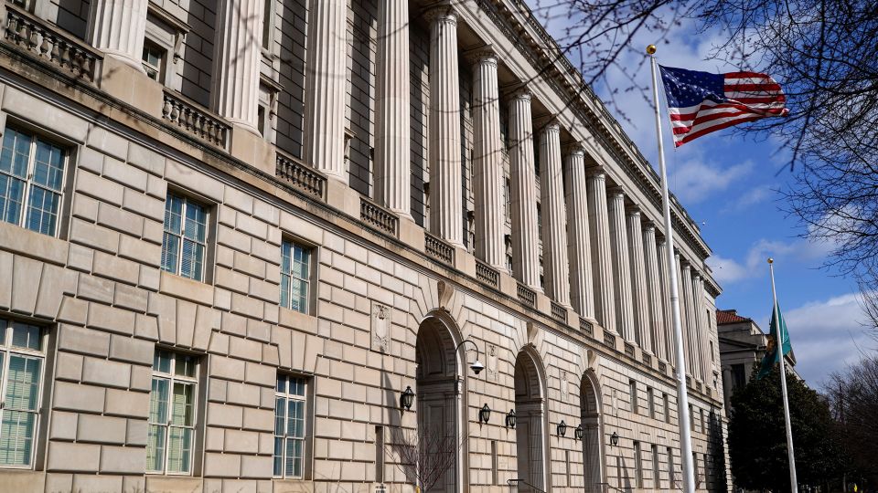 IRS nearing agreement to use its data to help ICE locate undocumented ...