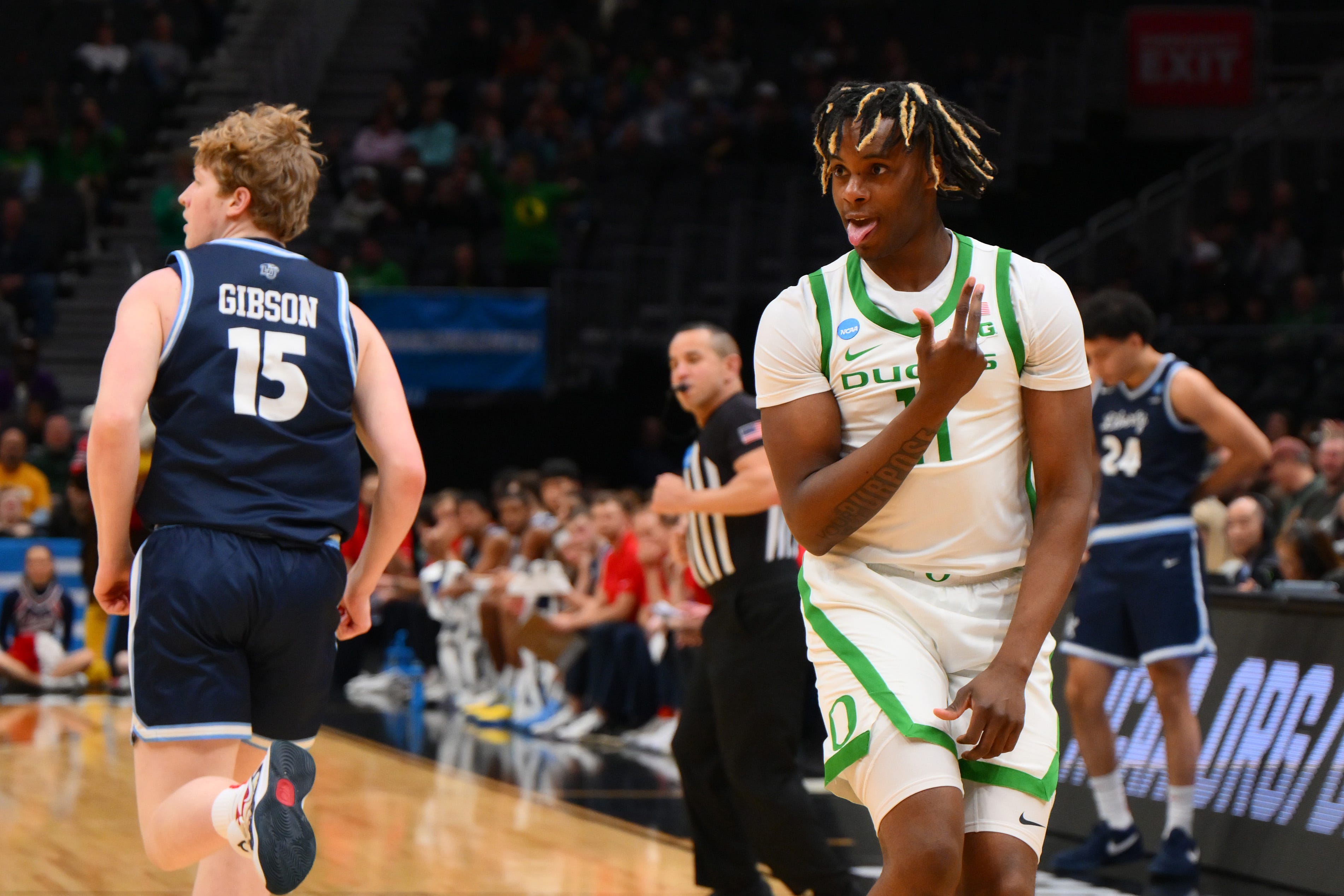 Former 5-star Oregon forward Mookie Cook enters the transfer portal