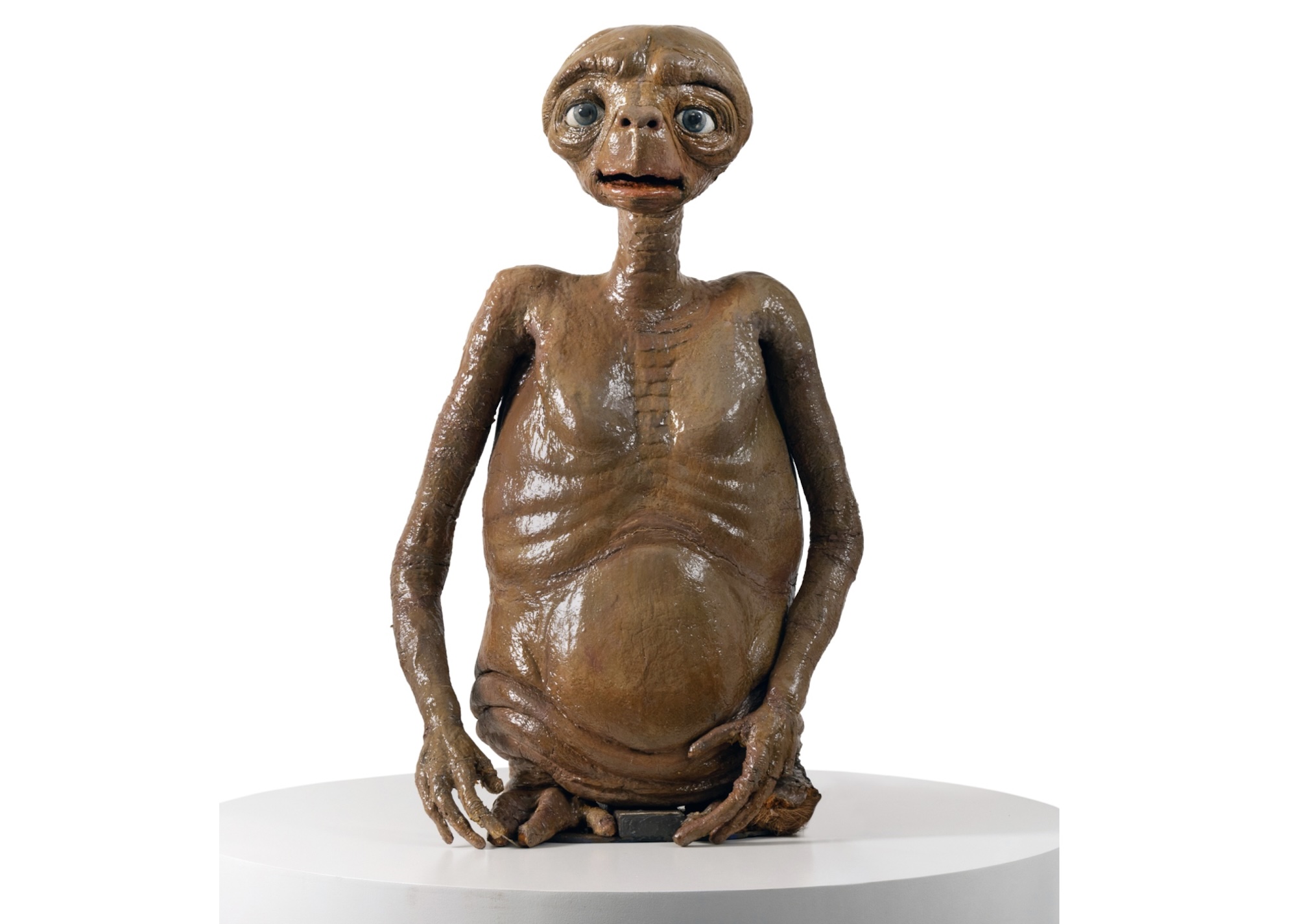 E.T. go home … with the highest bidder