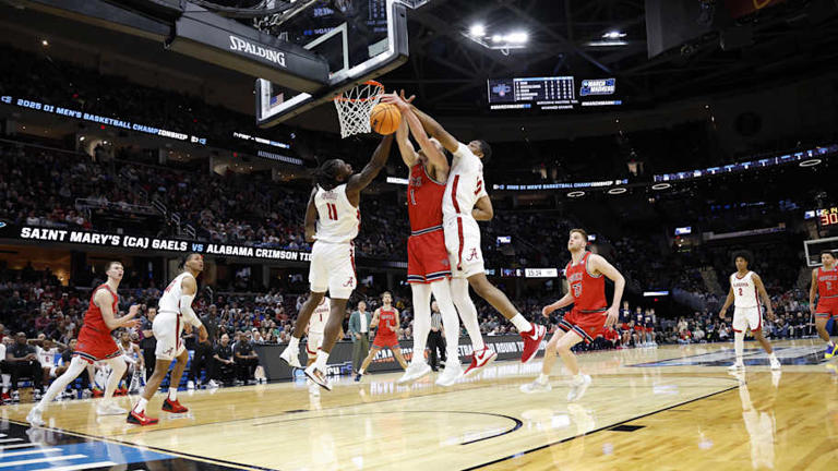 Alabama Basketball's Defense, Rebounding Stand Out in Win Over Saint Mary's
