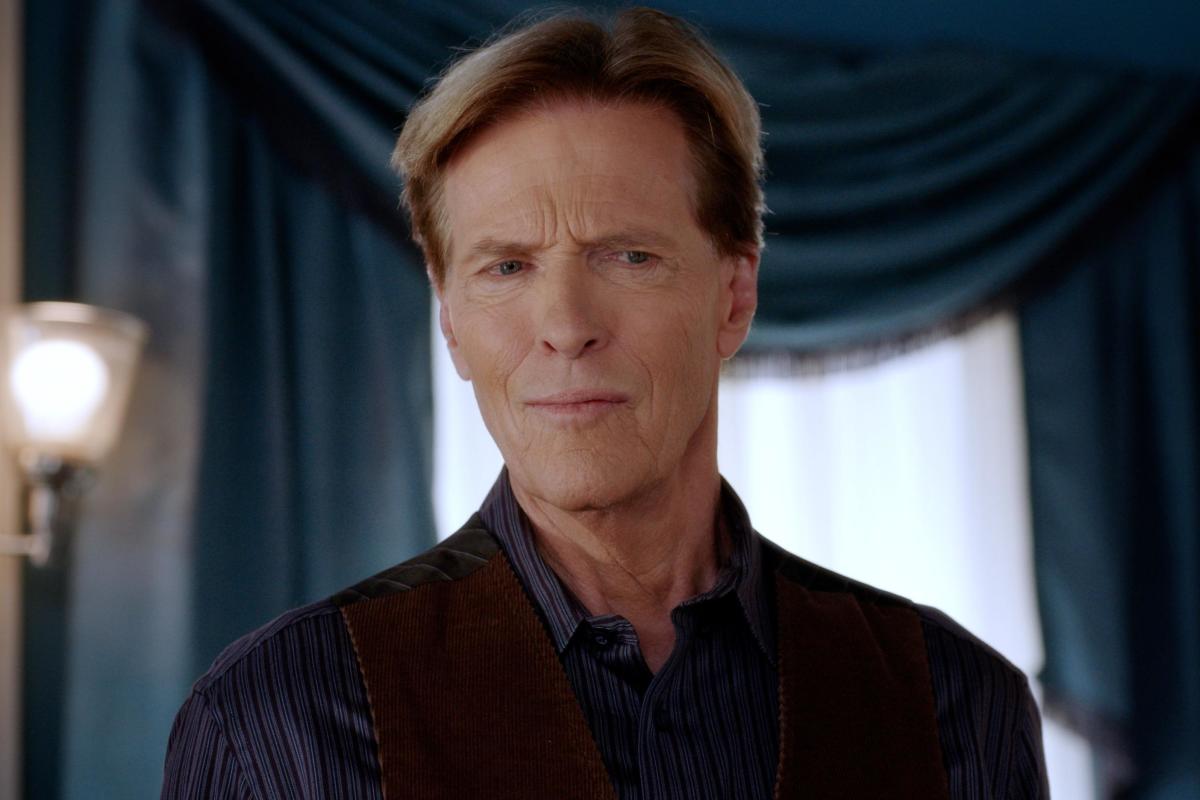 Hallmark Announces Record-Breaking Season 13 for 'When Calls the Heart ...