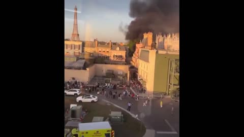 US: Fire at Disney World’s Epcot France Pavilion Prompts Ride Evacuation