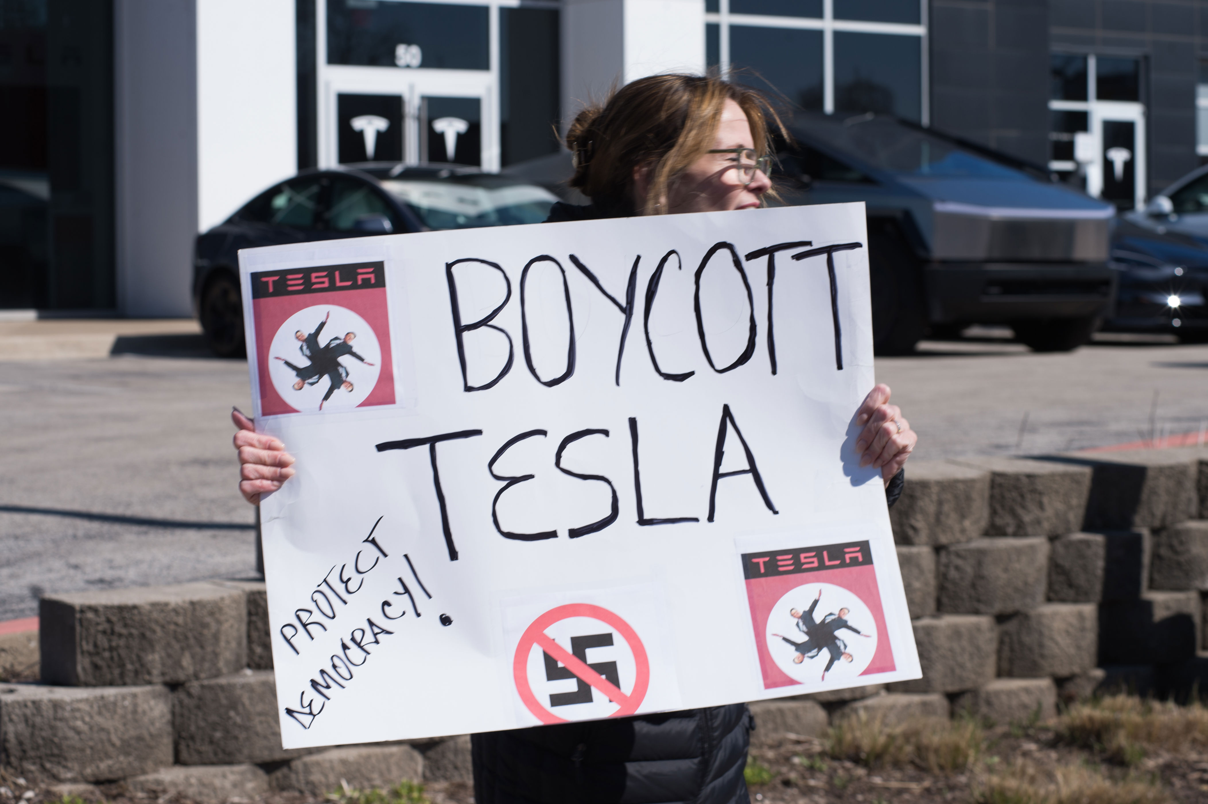 Tesla trade-ins at highest levels ever while consumers boycott Musk