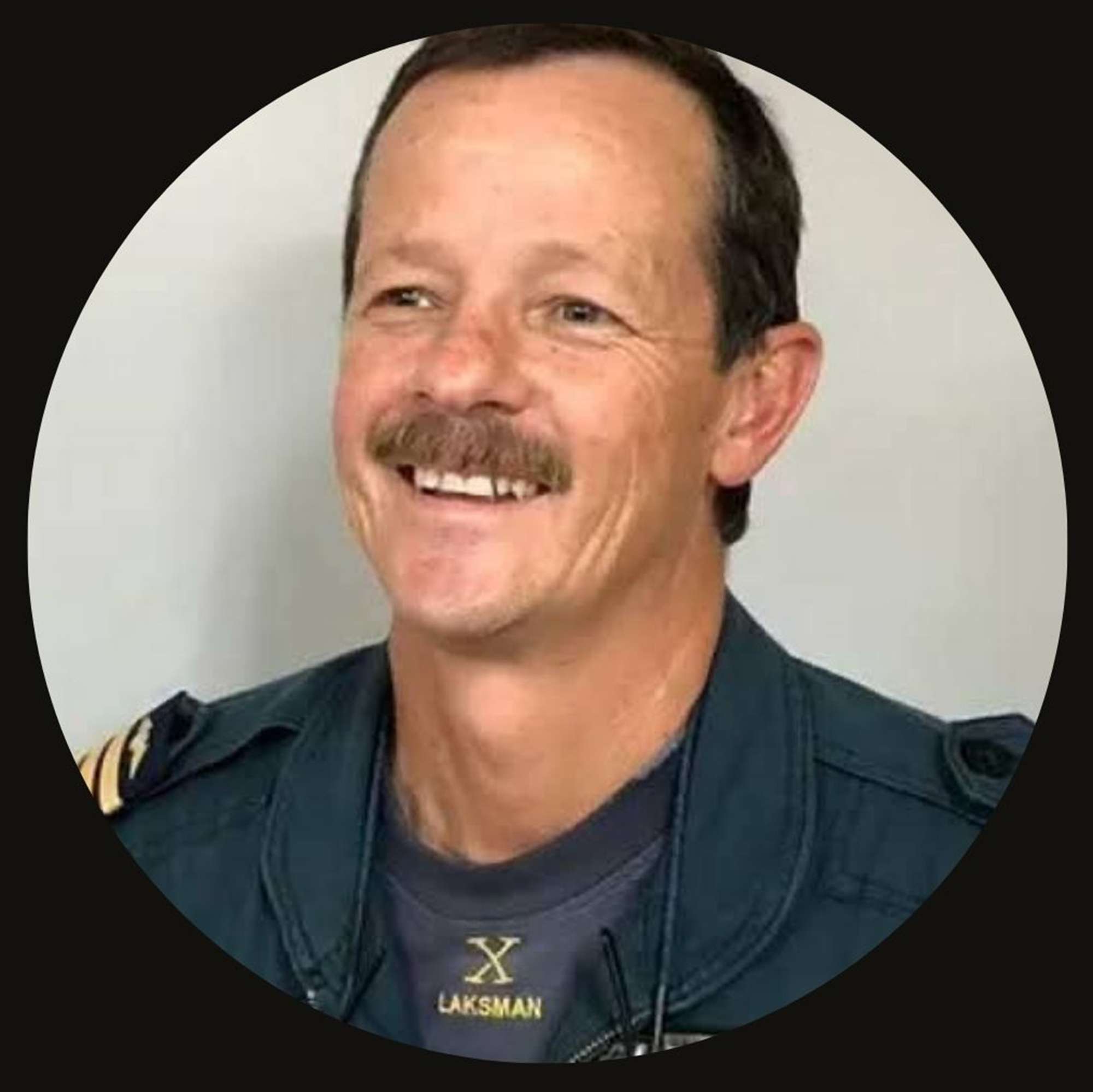 ‘Highly Skilled’ Air Show Pilot Dies After His Plane Crashes in Front ...