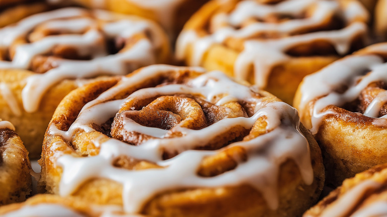 Give Your Cinnamon Rolls A Sweet, Juicy Boost With One Addition