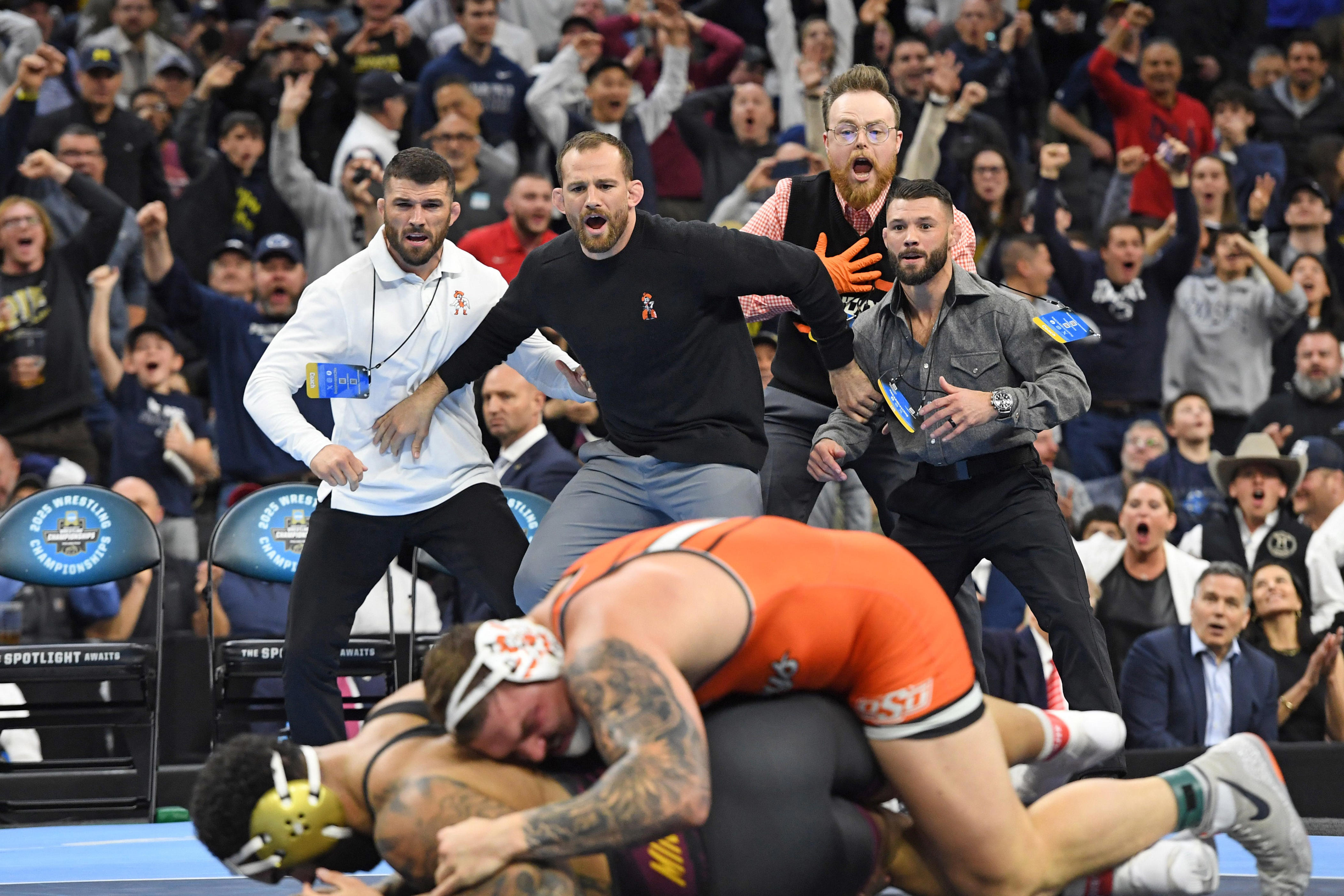 How Wyatt Hendrickson upset Gable Steveson for heavyweight title at ...