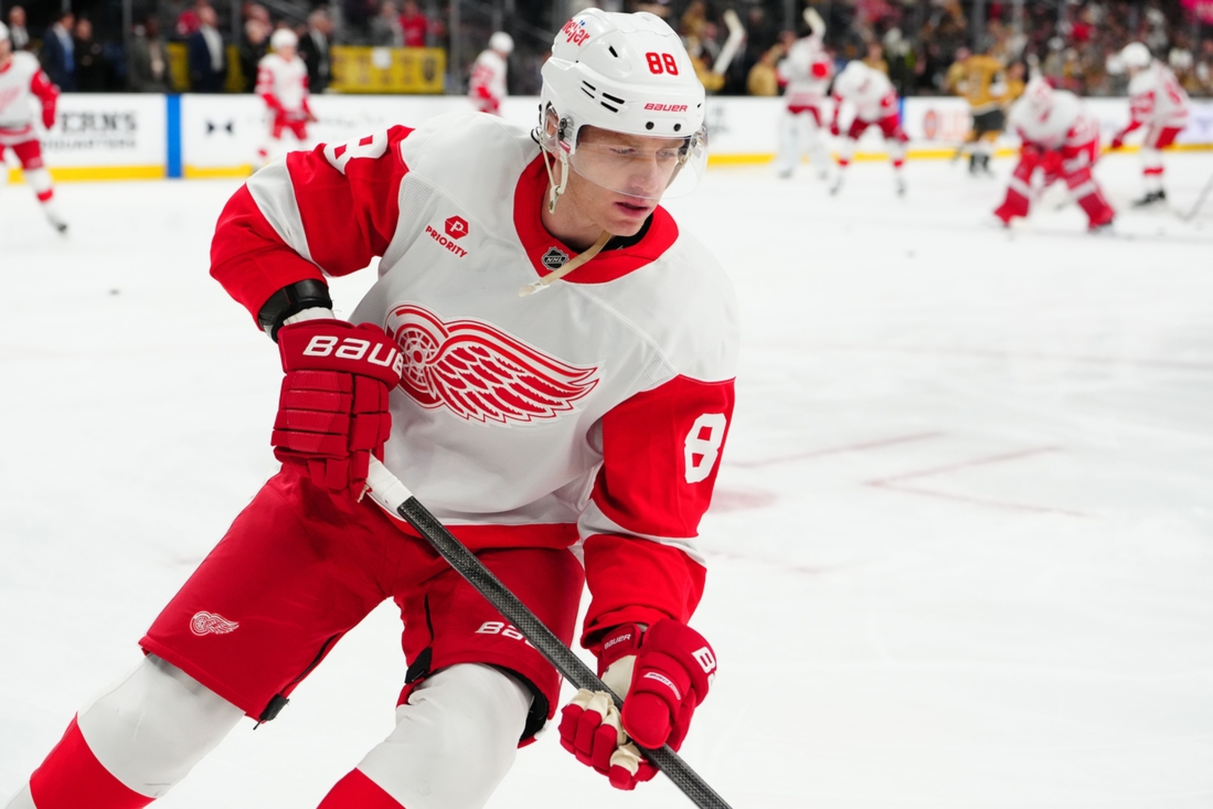 Red Wings, Utah both out to bolster thin playoff chances