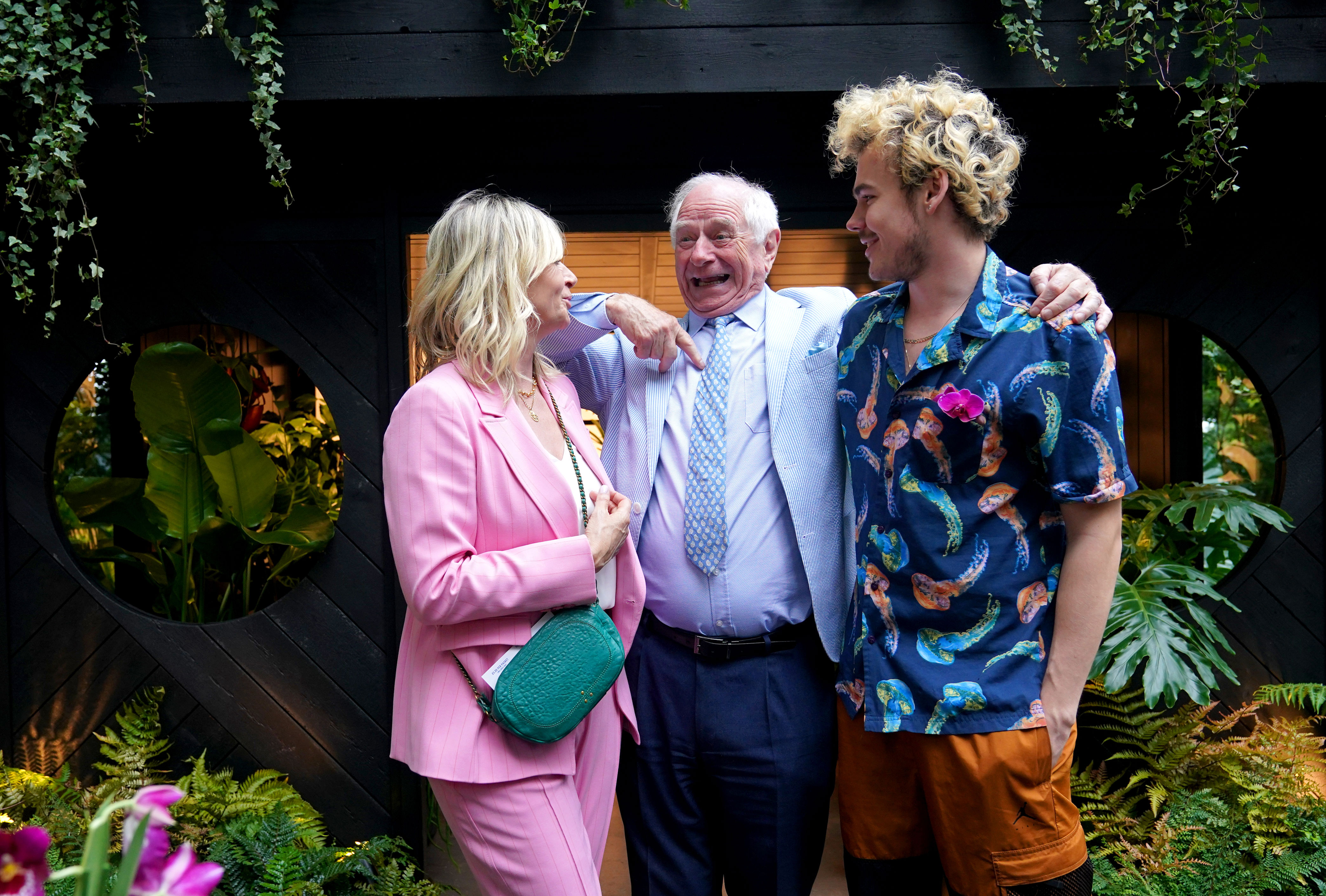 Zoe Ball lands surprising new TV project with dad and son after BBC ...