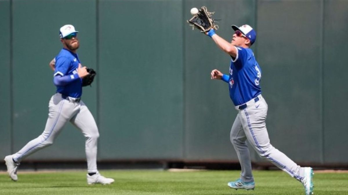 MLB: Blue Jays unveil part of their Opening Day roster; One's a Gold ...
