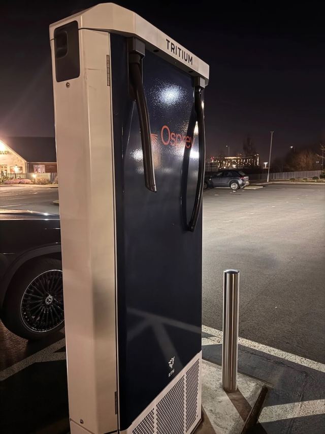 Frustrated EV owner discovers bizarre vandalism at charging station ...