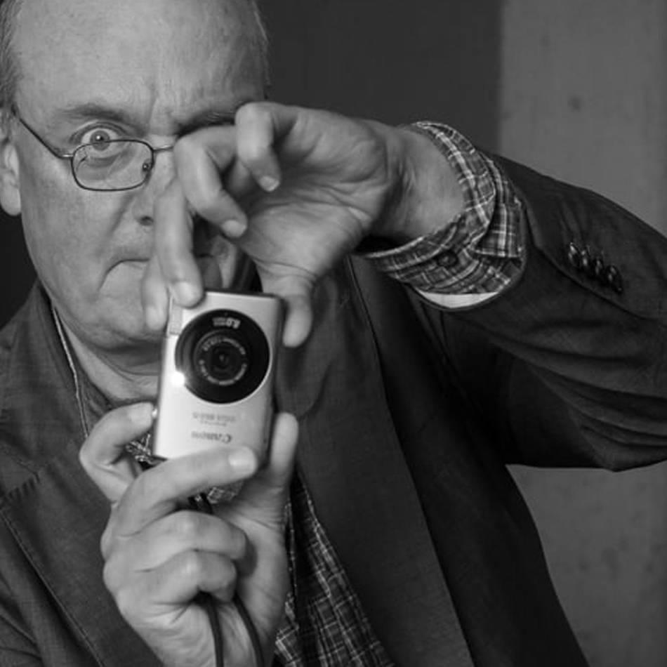 Es wird Grau in der Holzheimer Galerie „amschatzhaus“