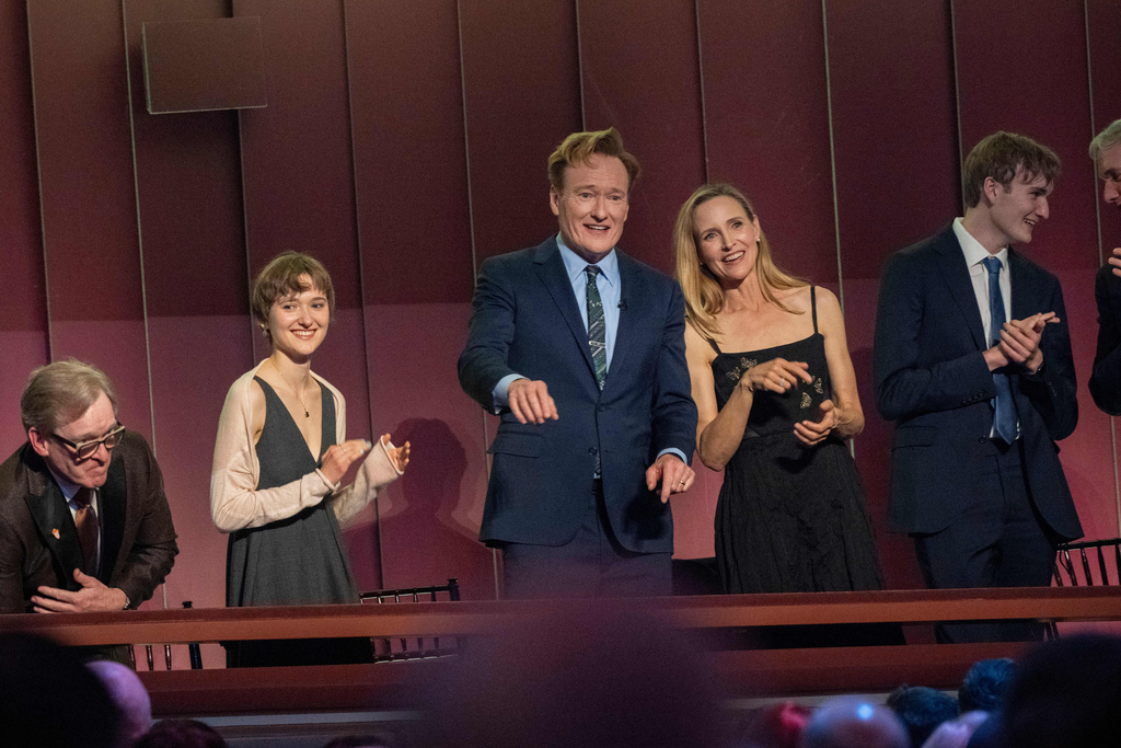 Conan O'Brien accepts Mark Twain Prize for humor as politics roils the ...