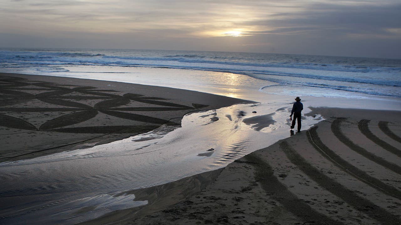 Body washes ashore at Half Moon Bay beach: sheriff