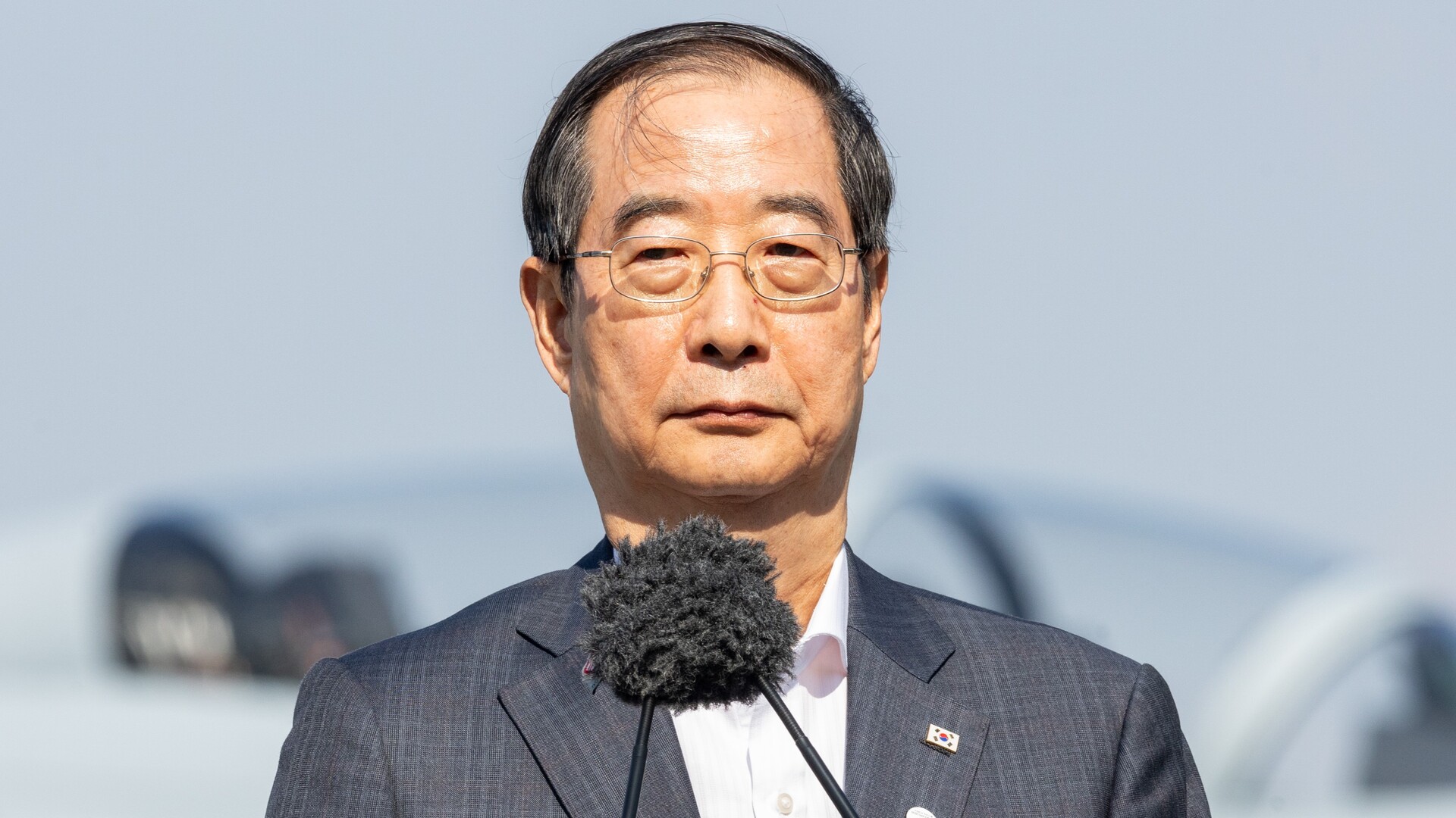 South Korea to reinstate Han Duck-soo as acting President