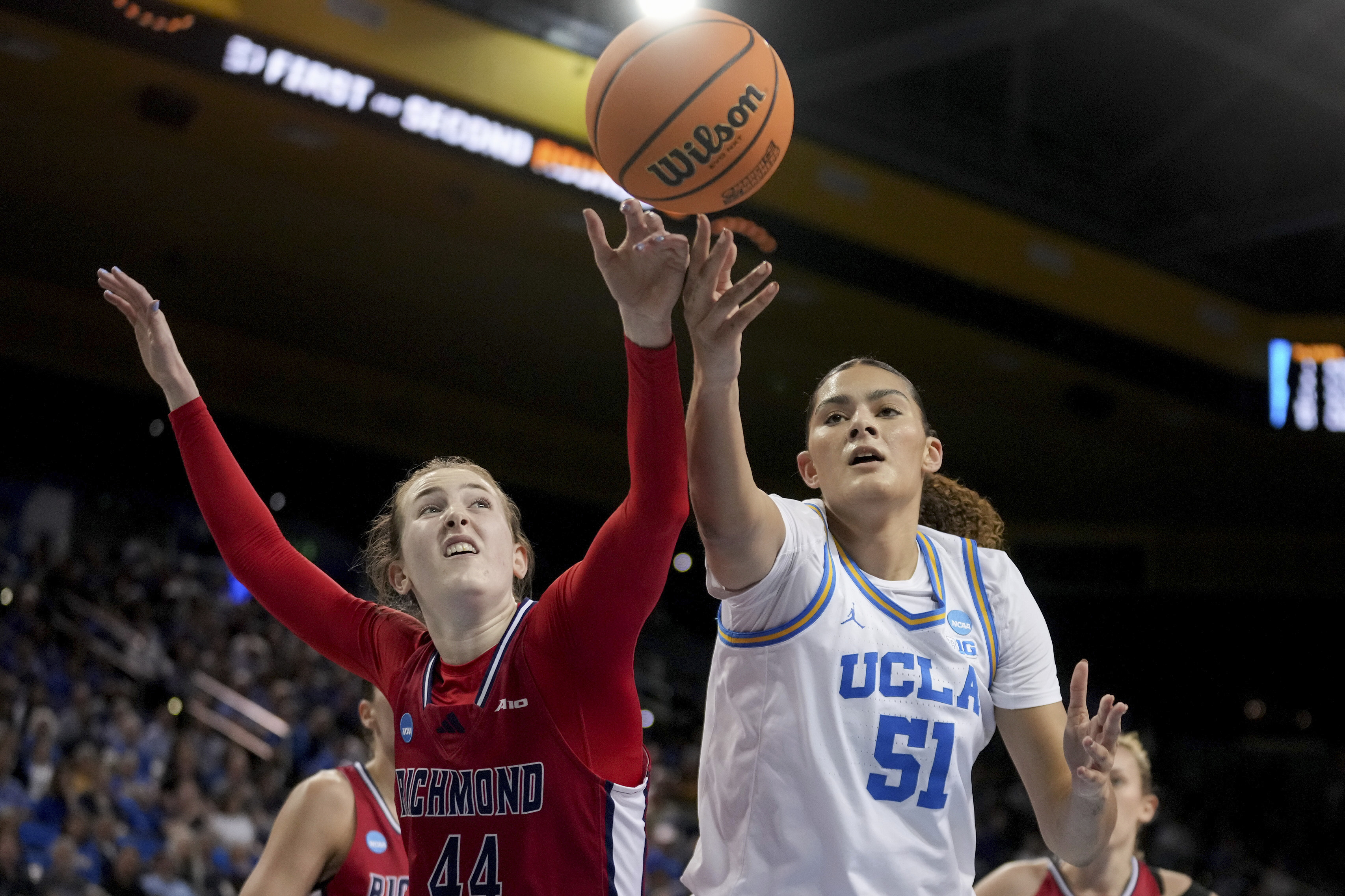 March Madness highlights: Buzzer-beater sends Maryland men to Sweet 16 ...