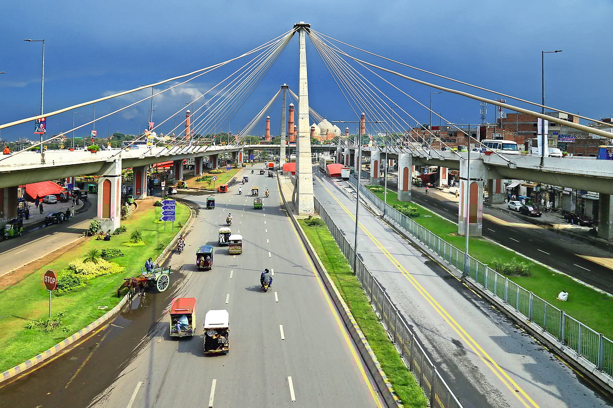 Pakistan's economy stages a remarkable economic turnaround