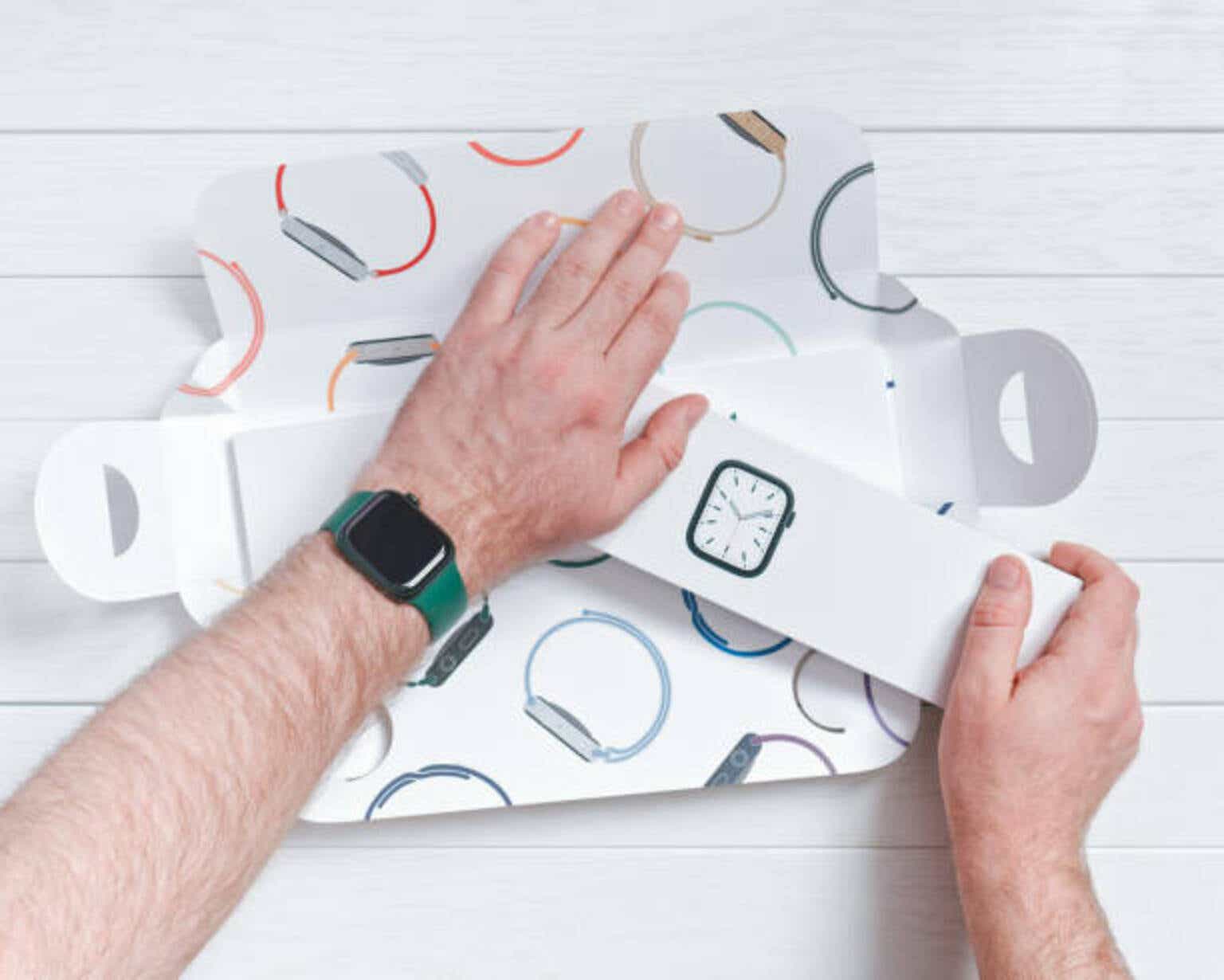 Apple eyes adding cameras to smartwatches to power AI features - report