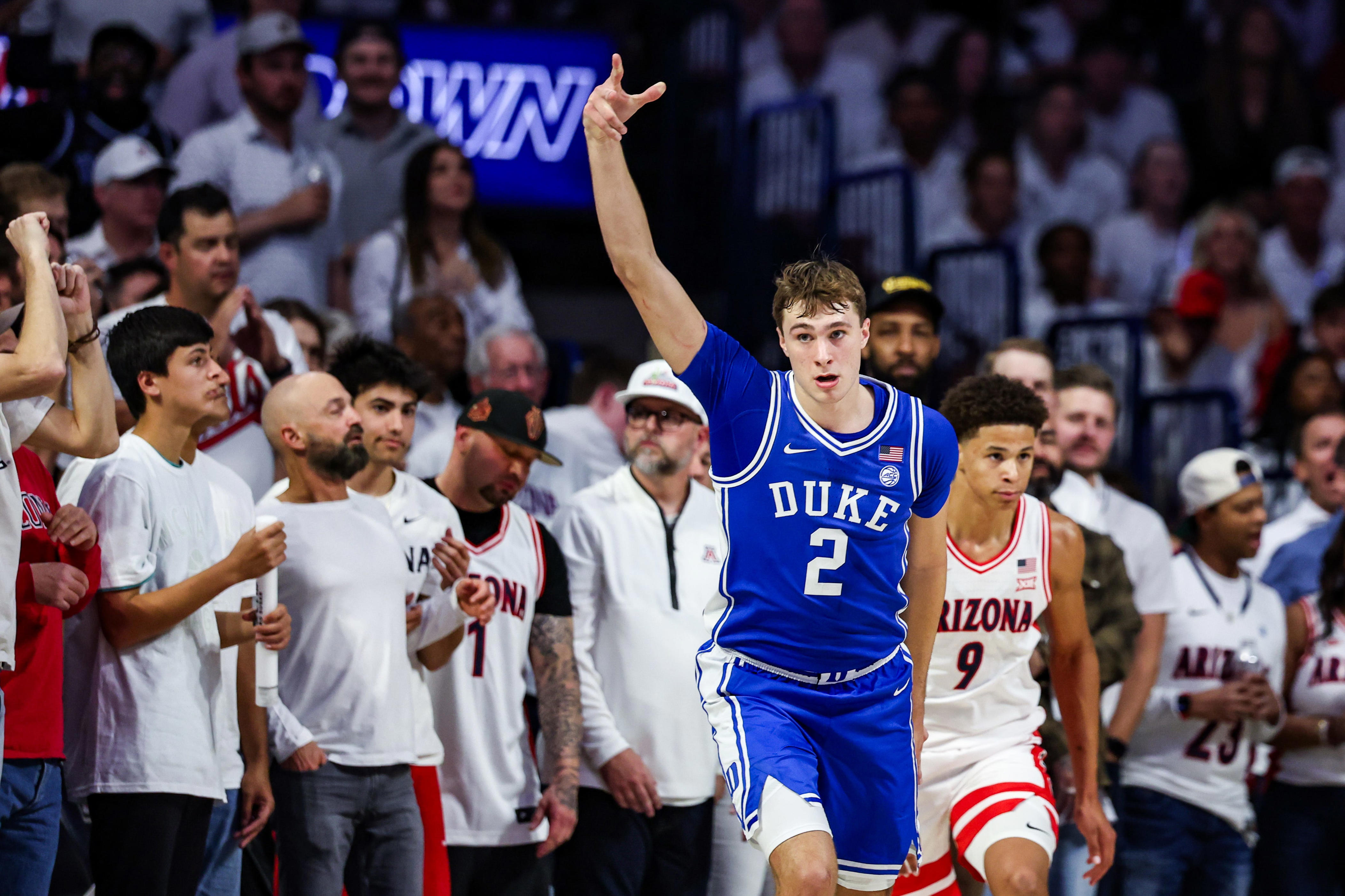 Duke stands in way of Sweet 16 breakthrough for Tommy Lloyd, Arizona