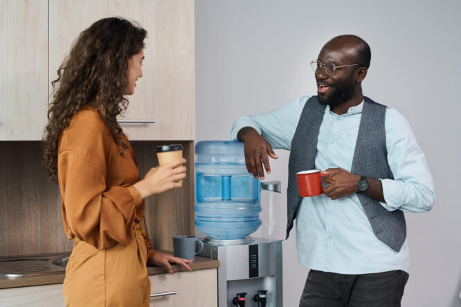 15 Things Smart People Say When Talking To Someone Less Intelligent