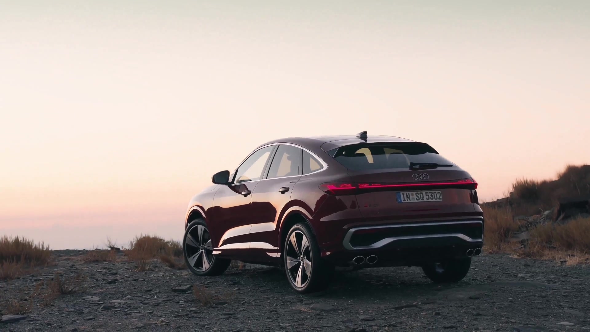 The new Audi SQ5 Sportback Exterior Design in Grenadine red metallic