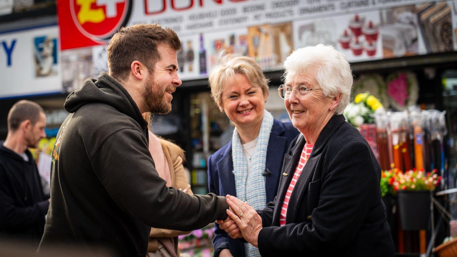 Home Secretary Yvette Cooper visits Doncaster market on mayoral ...