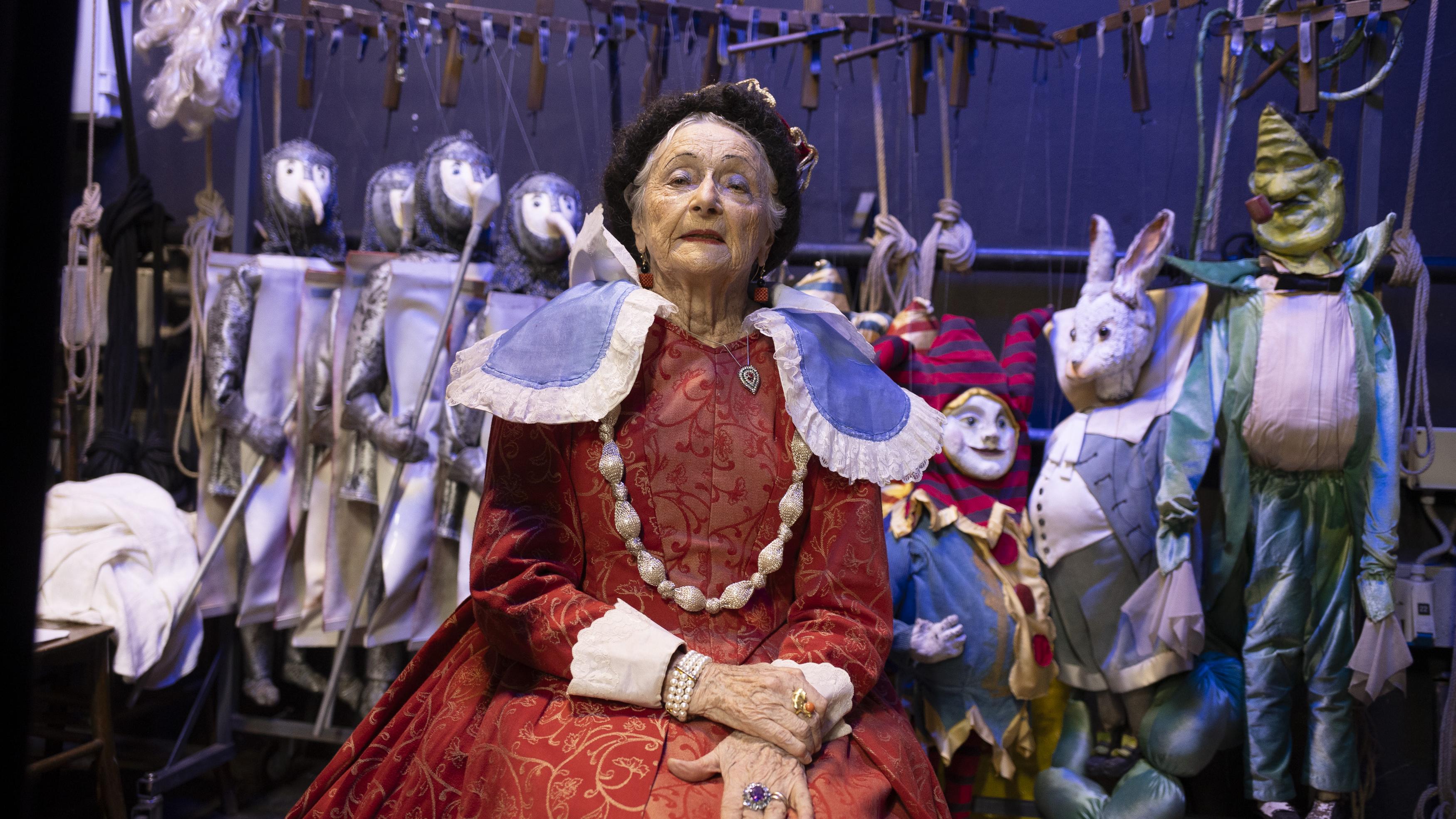 Cosetta Colla, a 89 anni la marionettista non rinuncia al palco con il ...