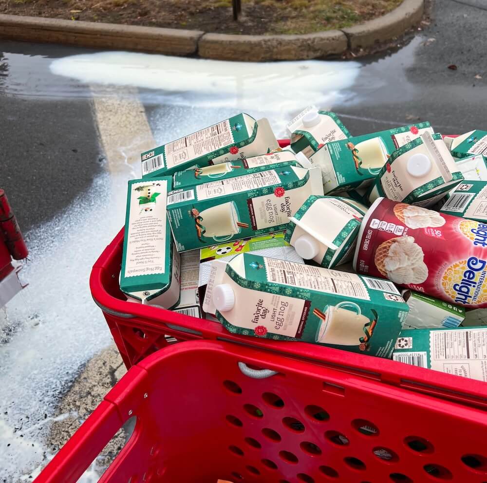 Target employee exposes jaw-dropping mess piling up in store parking ...