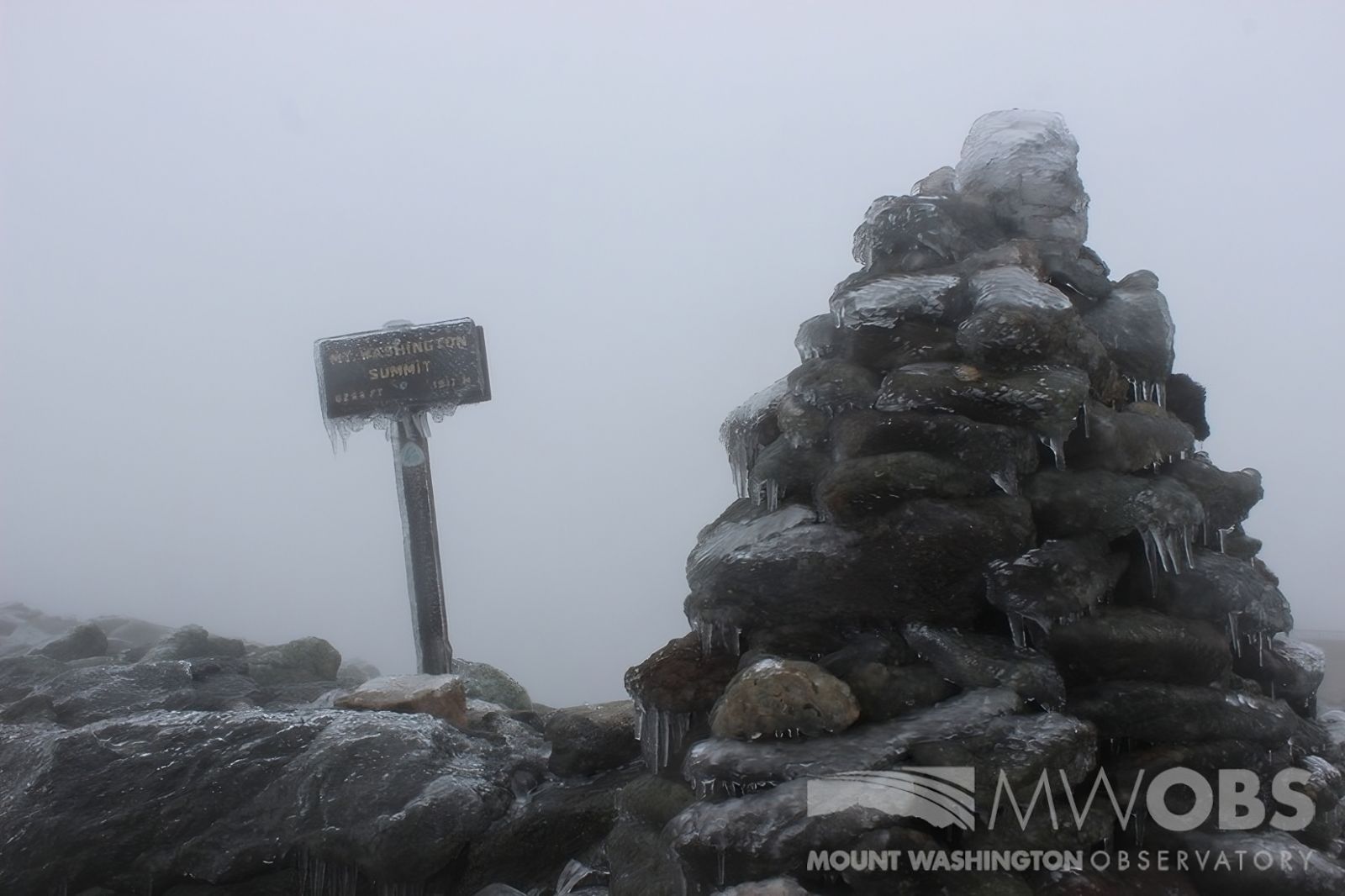Kennen Sie diesen Berg, an dem die Winde über 300 km/h erreichen? 🏔️