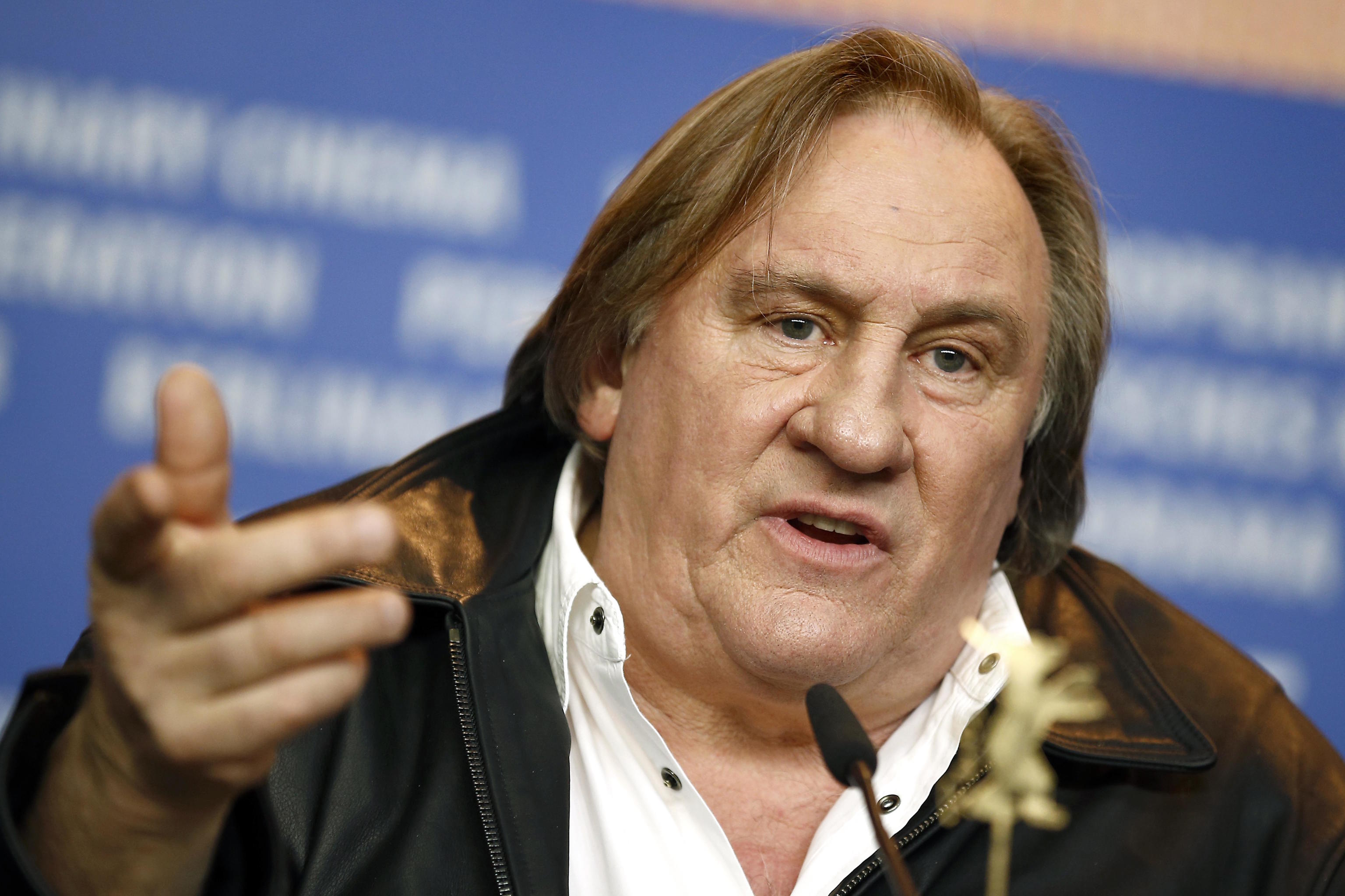 Depardieu, trial and documentary: two anorexic victims accuse him of ...