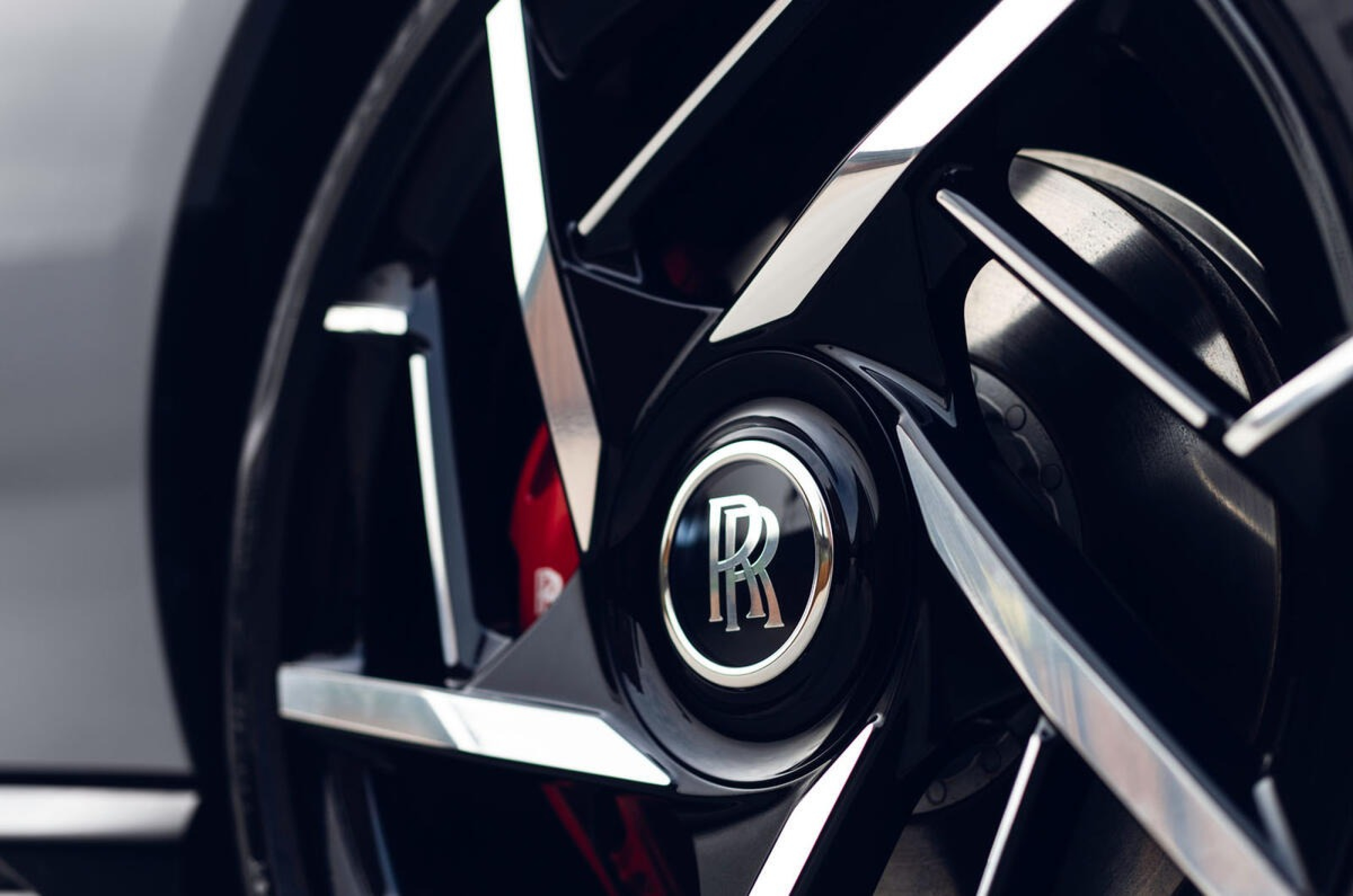 Spectre Black Badge review: Can Rolls-Royce make a sporty electric car?