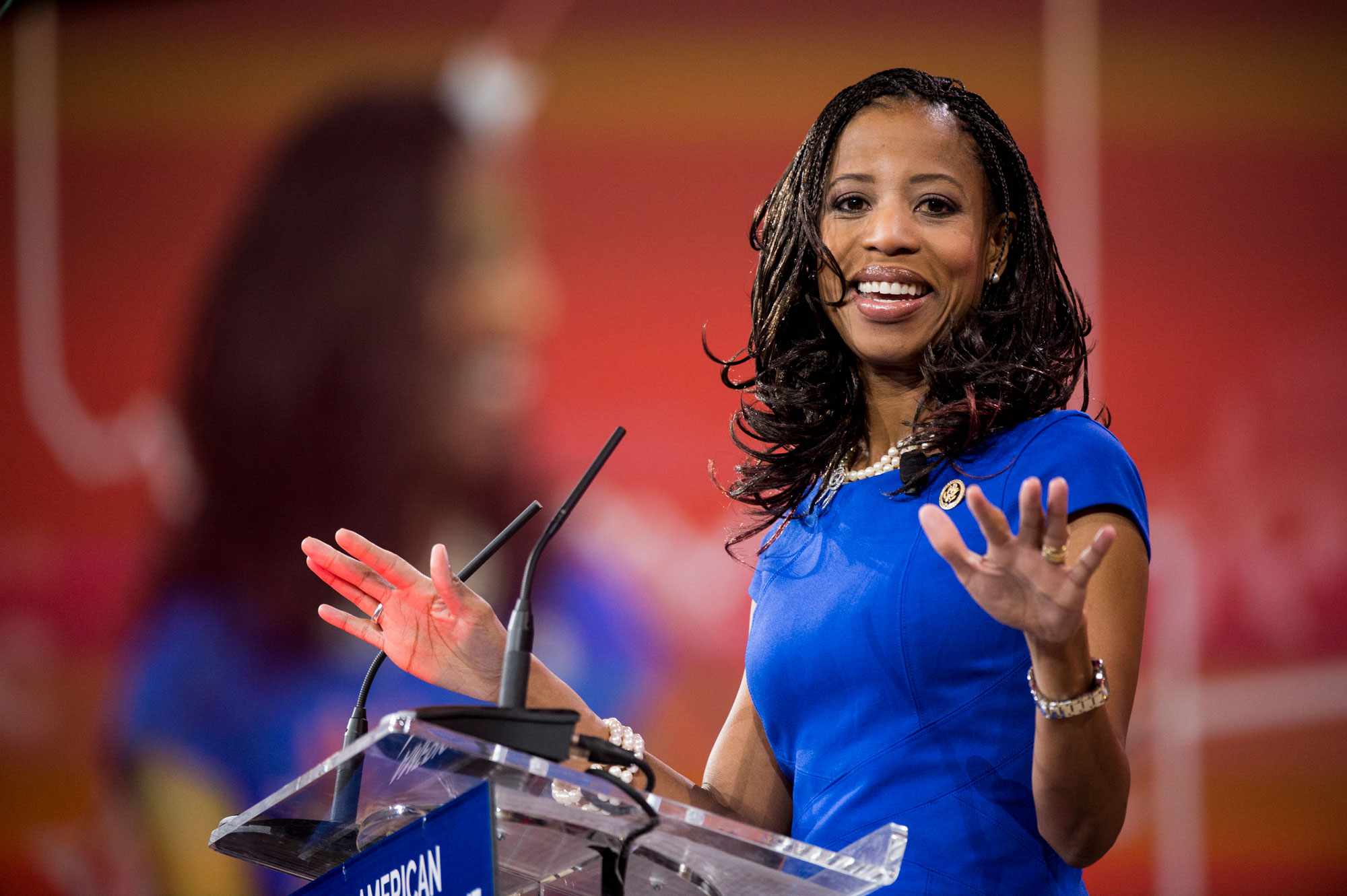 Mia Love, the GOP's First Black Congresswoman, Dies of Brain Cancer at ...