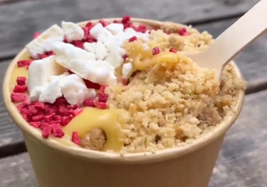 Apple and rhubarb crumble on the menu at new Clydeside Containers ...