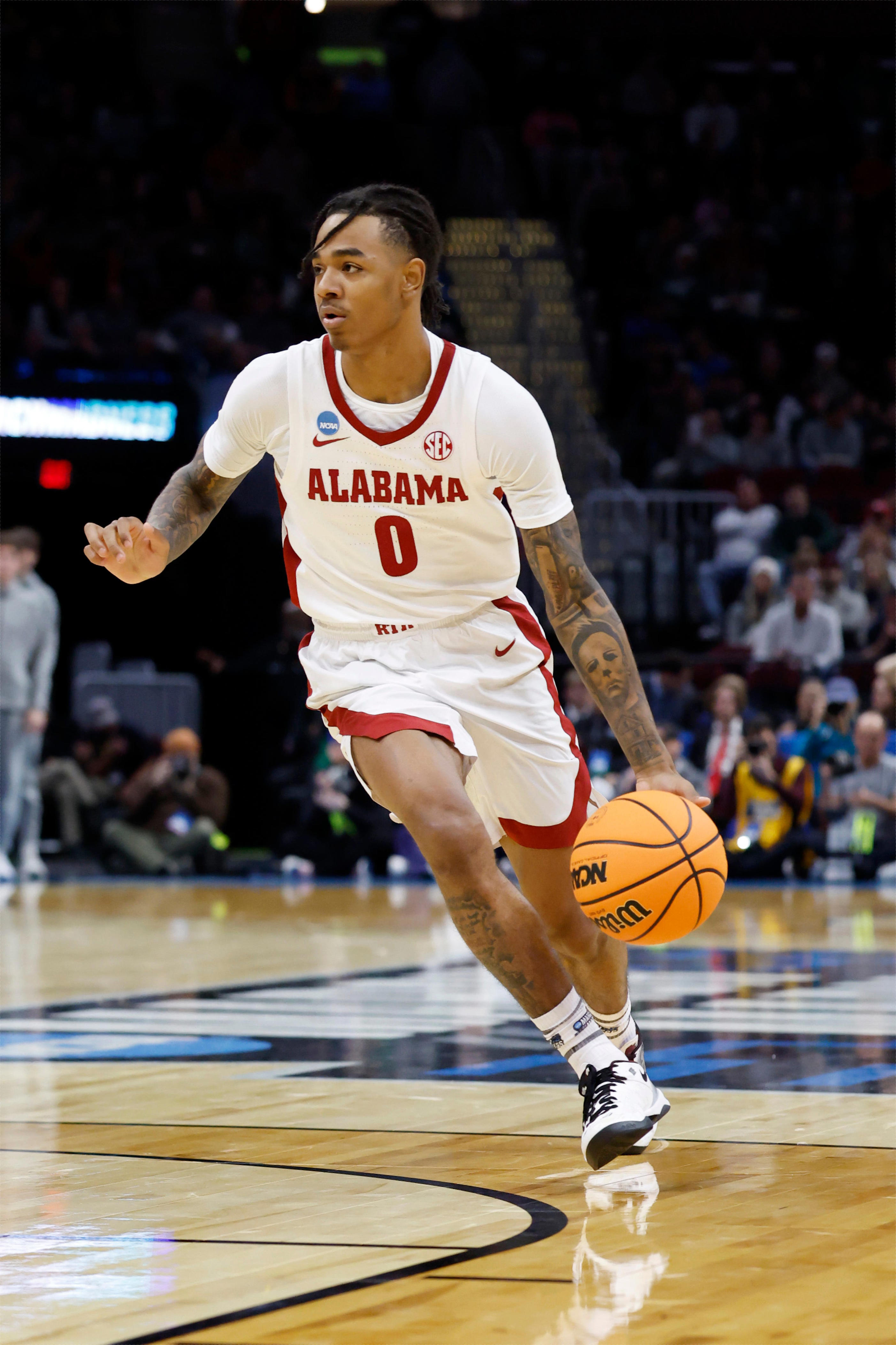 Alabama basketball's Labaron Philon talks decision to stay with Tide or ...