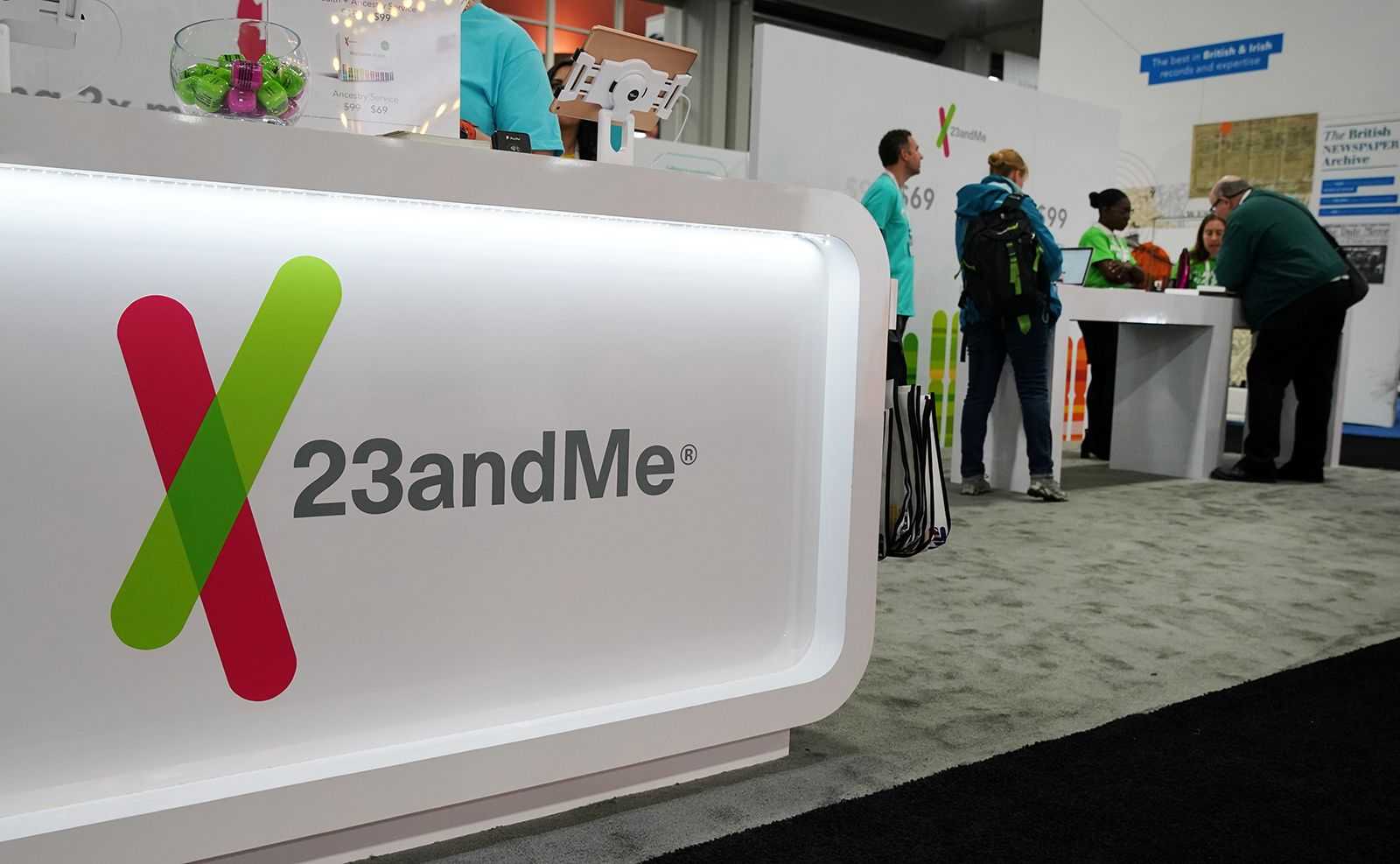 23andMe files for bankruptcy; CEO resigns