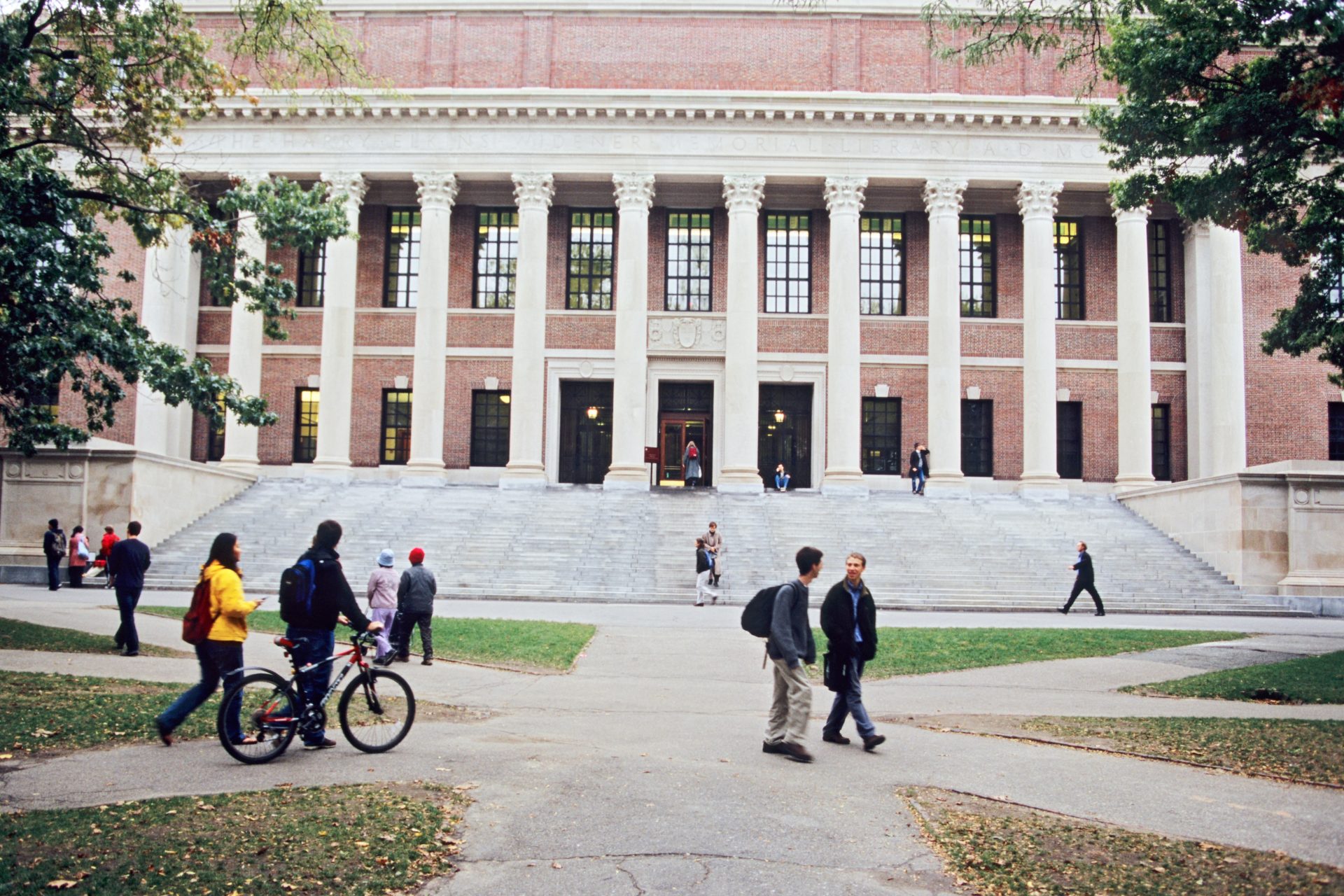 Harvard vs. Trump: the university fights back against the President's ...