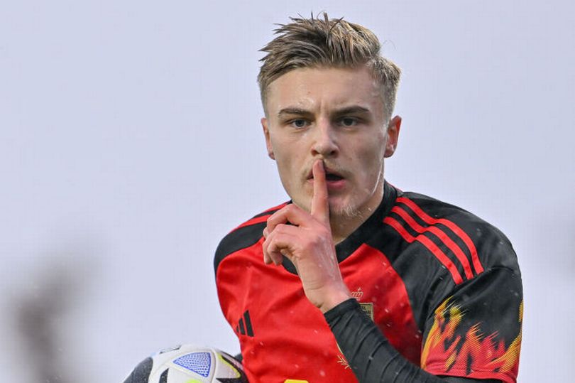 Inside the CBS Arena: Frank Lampard’s incredible record in danger ...